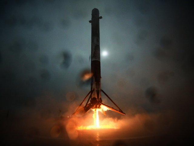 News Spacexs Latest Falcon 9 Rocket Launch Fails To Stick Landing